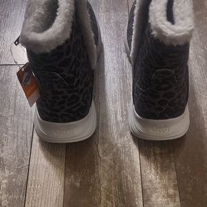 Cheeks | Shoes | Nwb Cheeks Tony Little Black Cheetah Print Fit Body ...
